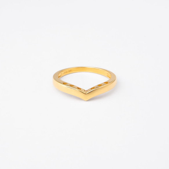 V ring / gold 指輪・リング o'my 通販 16468616｜Creema(クリーマ) ハンドメイド・手作り・クラフト作品の販売サイト