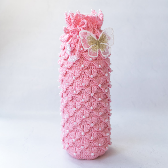 敬老の日に│蝶々ブローチ付き ぽこぽこ編みのボトルカバー│大 その他キッチン小物 hapi papi 通販 16488352｜Creema(クリーマ)