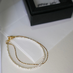 j258 秋冬新作2023 極小淡水パールときらきらチェーンの2連ブレスレット 金属アレルギー対応 24kgp ブレスレット poursoi 通販｜Creema(クリーマ) 16497404