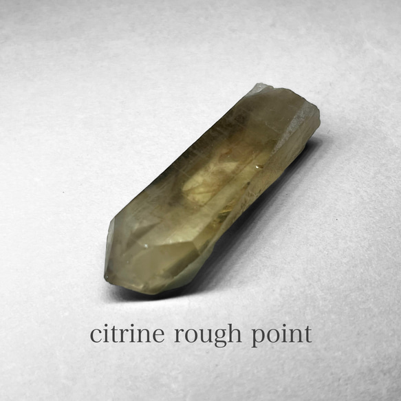 citrine rough point / シトリンラフポイント 3：ファントム 天然石 N.st 通販 16503180｜Creema(クリーマ)
