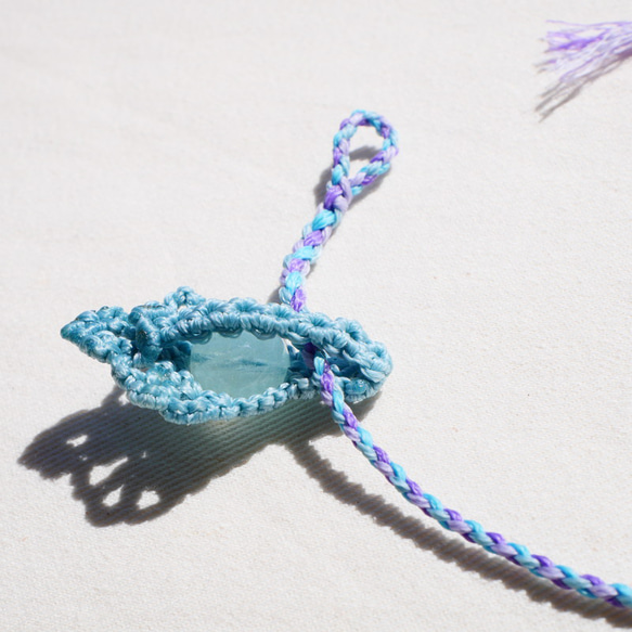 受注制作★ブックマーカー仕様 マクラメ四つ組紐 しおり/バッグチャーム 天然石水晶付[mbk-230913-00] しおり・ブックマーク ...