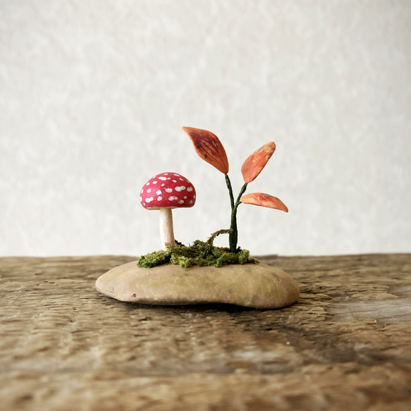8264.bud 粘土のきのこ 紅葉 その他インテリア雑貨 bud 通販 16542859｜Creema(クリーマ)