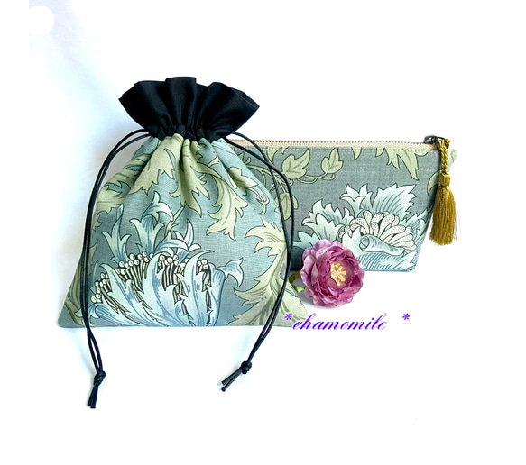 ウィリアム.モリス. フリル巾着（S）＊ Moda fabric生地使用 アネモネ 小さな巾着ポーチ 小物入れ 巾着袋 chamomile 通販｜Creema(クリーマ)