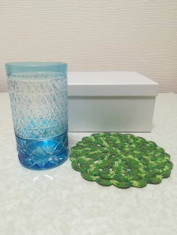 【一輪花】ブルー タンブラー 約294m ☆切子細工 切子雑貨 インテリア プレゼント☆ グラス Cut Glass Aterier 通販 16577017｜Creema(クリーマ)