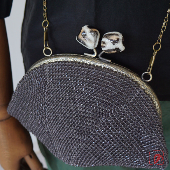 ばあば作☆キラキラ☆アクリルビーズのプチバッグ（Johari・1925） がま口 SHOP2155 通販｜Creema(クリーマ) 16601104