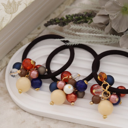 【ベージュ×ネイビー】くすみカラーの秋色ヘアゴムB/Creema限定 秋色新作2023 ヘアゴム Yoshiko BBD 通販 16602715｜Creema(クリーマ)