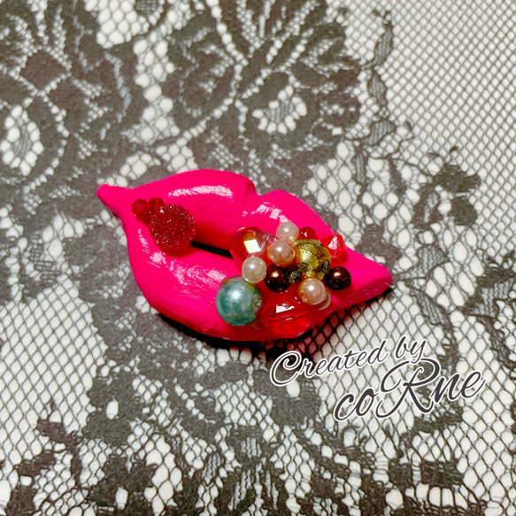 一点物＊欲張りな唇 "GLEEDY LIPS" PK ① 立体・オブジェ coRne 通販｜Creema(クリーマ) 16612674