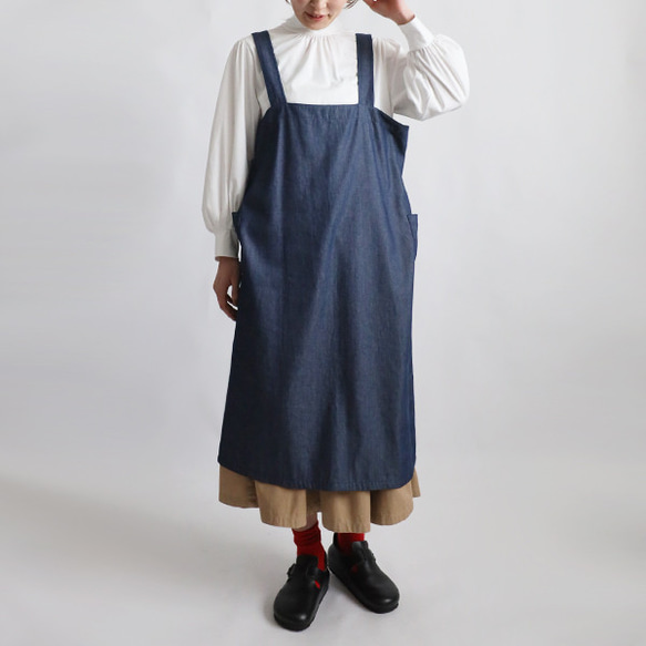 ＊ラスト1 億劫な家事が楽しくなる すっぽりかぶるだけエプロン 肩紐調節 甘織デニムDENIM Y99U エプロン anvai 通販 ...