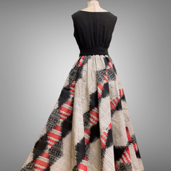 S〜M 上質 大島紬 ”和で魅せる”フレアーロングワンピース 着物リメイク コンサート 演奏会 黒系 N5914 ワンピース 和 kimono ...