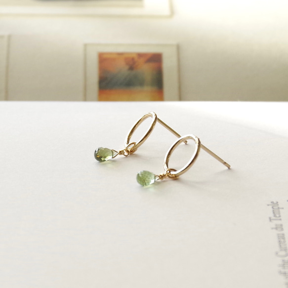 14kgf【10月誕生石】トルマリン サークルピアス/天然石/誕生石/揺れる ピアス（スタッド・一粒） -musik-accessory 通販 16694492｜Creema(クリーマ)