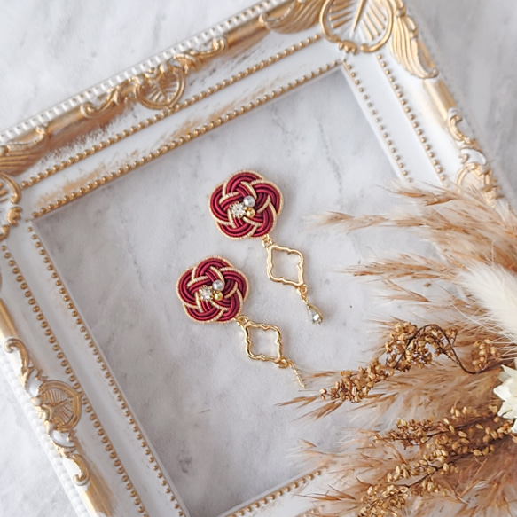 水引 UME・MUSUBI：〜モロッカンビジュー〜紅【ピアスorイヤリング】 ピアス（スタッド・一粒） Coruri 通販｜Creema(クリーマ)