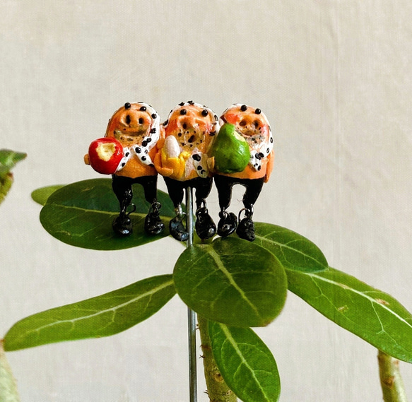 ガーデンピックミニミニミニ 3連ホッカムリおっさん 立体・オブジェ alimie 通販｜Creema(クリーマ) 16817234