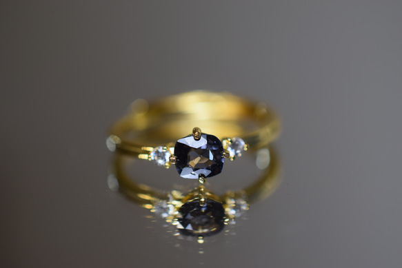 SR64 高級感の煙灰藍色 スピネル ミャンマー産 リング フリーサイズ 指輪 金属アレルギー対応 指輪・リング mika-Jewelry ...