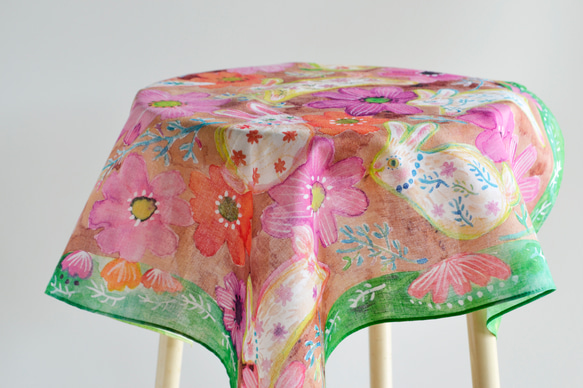 2枚選べる大判ハンカチ/ 無料クリスマスラッピング / 送料無料 / ミニスカーフにもお勧め ハンカチ・手ぬぐい 魚の足跡 通販 ...