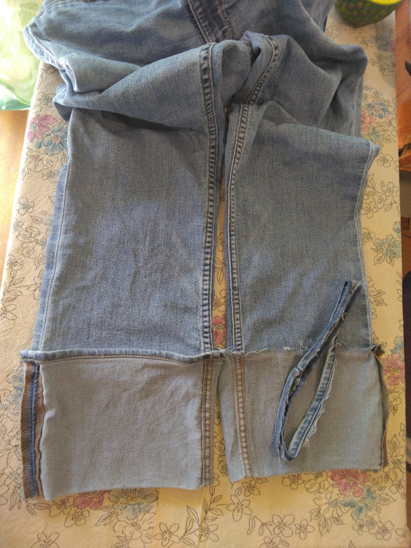 ジーンズ ダメージ残し丈詰め(挟み込み) 洋服のお直し ロングパンツ mihi's room 通販 16837906｜Creema(クリーマ)