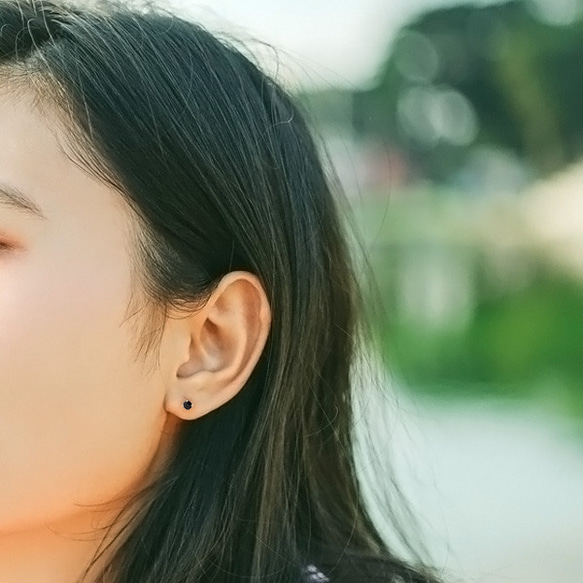 K10 ホワイトゴールド製 ブラックスピネル スタッド ピアス 両耳用 3mm 定番4本爪ピアス K10WG ピアス（スタッド・一粒） Rui Gallery 通販｜Creema(クリーマ)