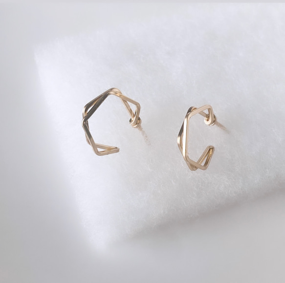 14kgf Twinkle フープピアス 多角形 五角形 ピアス（フープ） f accessory 通販 16862089｜Creema(クリーマ)