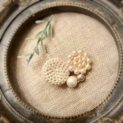 unique motif シルキーパールとクロッシェのブローチ〈heart〉ivory ブローチ fleur sana 通販 16898784 ...