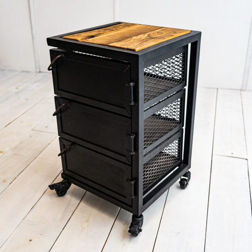 オーク古材とアイアンキャビネット QUBE アイアン家具 オーク古材とアイアンキャビネット QUBE アイアン家具