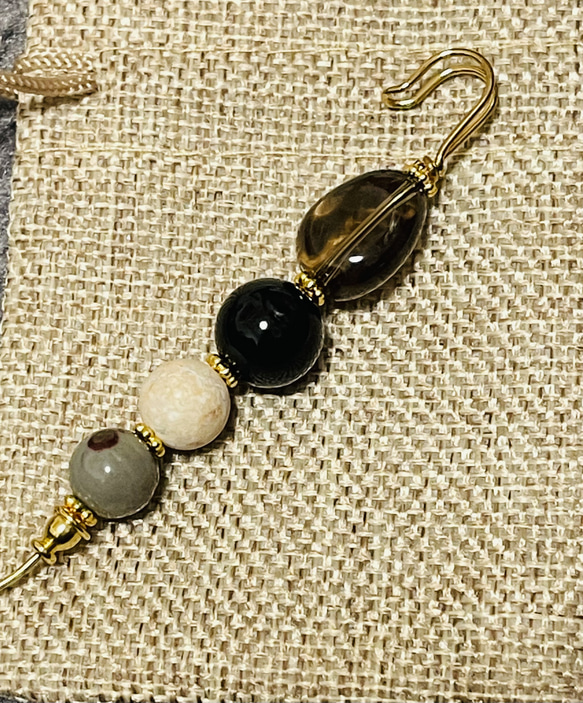 Order pin ブローチ Lily&Co. 通販 16947417｜Creema(クリーマ)