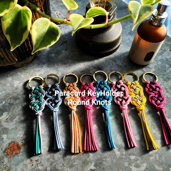 Paracord Key Holder 〝 Round Knots” キーリング fuuu! 通販 16959258｜Creema(クリーマ)
