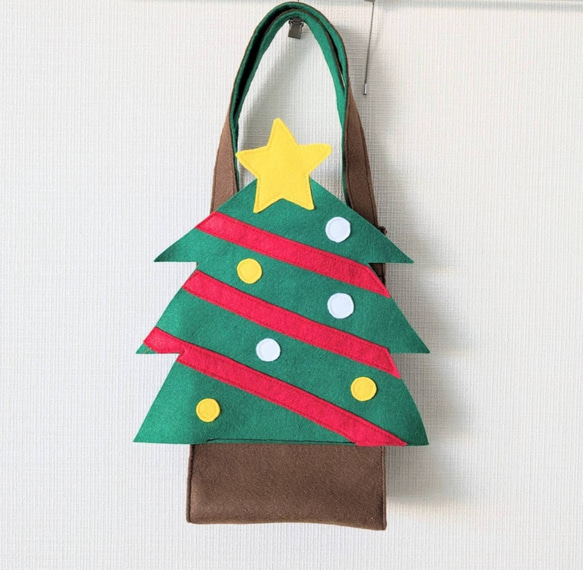 フエルトのクリスマスツリーバッグプレゼントや飾り・クリスマスパーティーなどのイベントバッグに！ トートバッグ Rice-Bear 通販｜Creema(クリーマ) 16970282