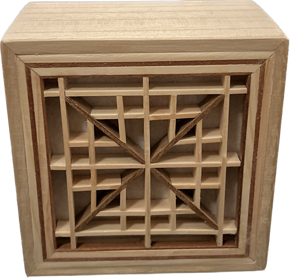 Cubic Lamp With Kumiko - Hinoki Mahogany スタンドライト・テーブルランプ Nuri Zarali ...