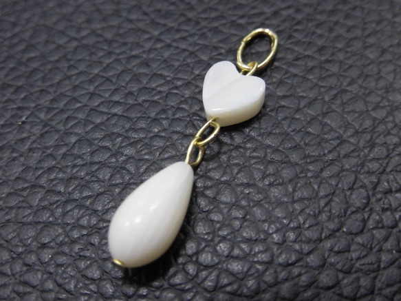 【14KGP】シェルのシンプルペンダントトップ 489 ペンダントトップ KAZEYA－かぜやー 通販｜Creema(クリーマ) 16984182