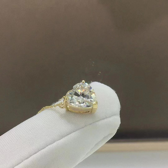 【newカラー】3.0ct ハートモアサナイト ネックレス k18 ネックレス・ペンダント ルイ 通販｜Creema(クリーマ) 16985988