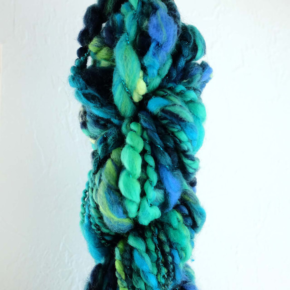 深海に沈んでいく人魚｜67g/30m｜手紡ぎ糸 手染め 毛糸 mokumoku 通販｜Creema(クリーマ) 17064635