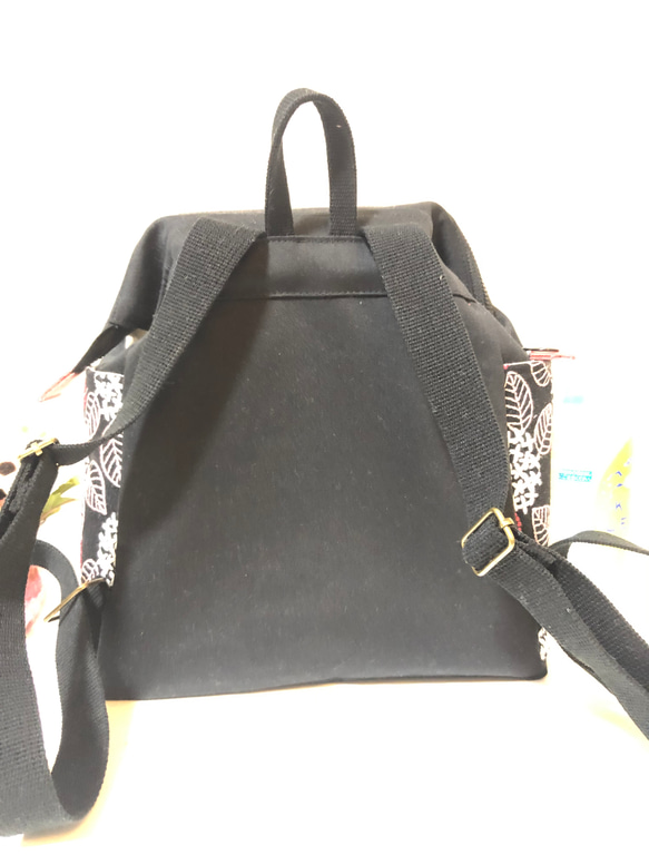 大人のリュック 黒系刺繡 リュック・バックパック tumugi 通販｜Creema(クリーマ) 17113257