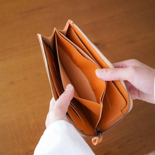 パッと小銭が出せる「小さな長財布」 coinde.motto ネイビー 長 パッと小銭が出せる「小さな長財布」 coinde.motto ネイビー 長