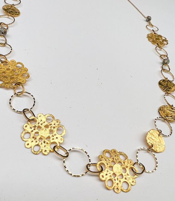 花 アシンメトリーロングネックレス KIRIEBIJOU【FUWARI】 ネックレス・ペンダント KIRIEBIJOU 通販｜Creema(クリーマ) 17138506