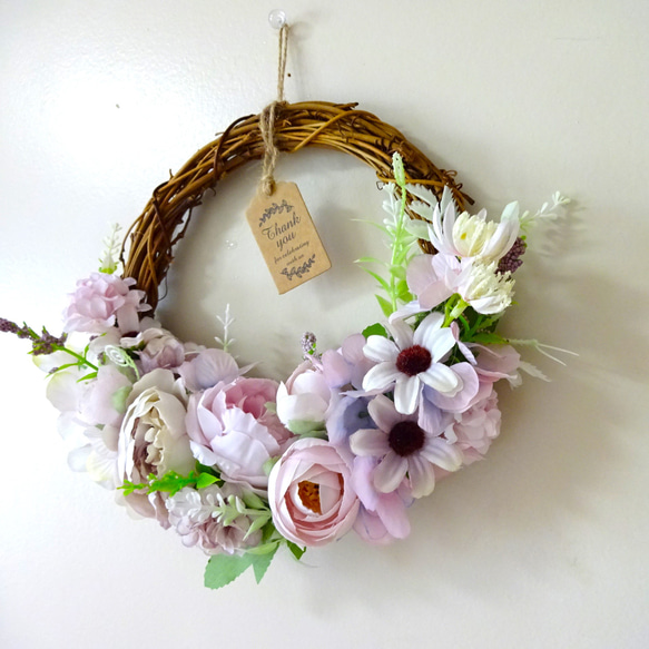 ころんと可愛いラナンキュラスのリース(パープル） リース chloe misaki 通販 17193831｜Creema(クリーマ)