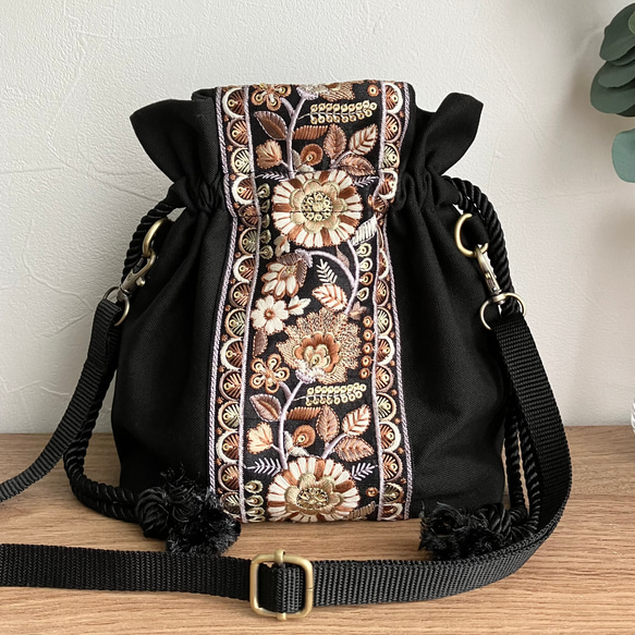 インド刺繍リボン*巾着ショルダーバッグ ショルダーバッグ インド刺繍リボン*巾着ショルダーバッグ ショルダーバッグ