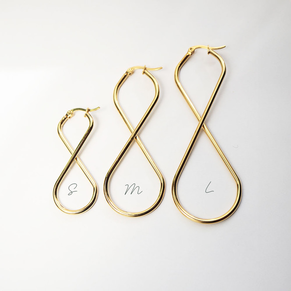 18KGP サージカルステンレス 大ぶりフープピアス 8の字 1ペア ピアス（フープ） Trois anges 通販 17204884｜Creema(クリーマ)