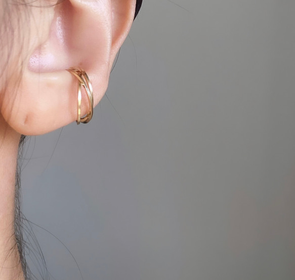 【イヤーカフ・ピアス2点セット】14kgf 3連 diagonal キャッチレスピアス ピアス（フープ） f accessory 通販 17213263｜Creema(クリーマ)