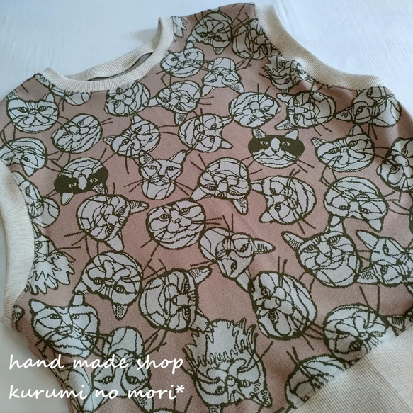 ねこねこニットべスト M・L ベスト kurumi no mori* 通販 17239895｜Creema(クリーマ)