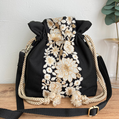 インド刺繍リボン*巾着ショルダーバッグ ショルダーバッグ インド刺繍リボン*巾着ショルダーバッグ ショルダーバッグ