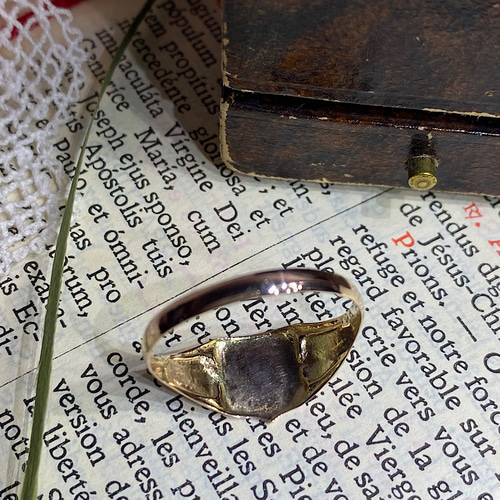 英国♦︎アンティーク♦︎シグネットリング 1911年 /9k 9ct 9金 英国♦︎アンティーク♦︎シグネットリング 1911年 /9k 9ct 9金