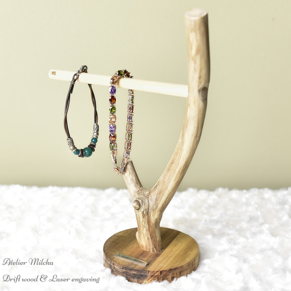 流木アクセサリースタンド その他インテリア雑貨 atelier milcha 通販 17257412｜Creema(クリーマ)