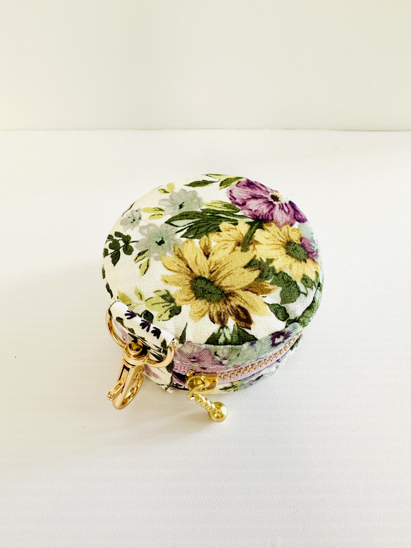 153⌘ macaron♪（flowerパープル）マカロンポーチ ミニポーチ ポーチ kinoppi_shop 通販｜Creema(クリーマ)