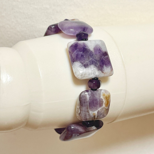 manulo アメシストのブレスレット ams-b-2402-03 ブレスレット t.m.k. 通販｜Creema(クリーマ) 17269001