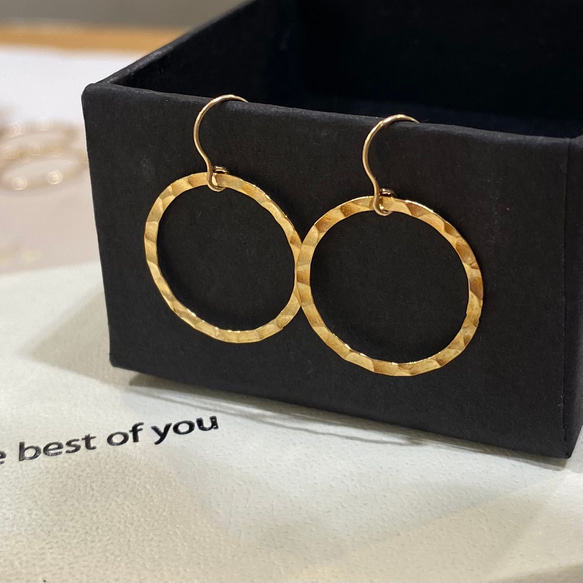 【14K GOLD FILLED】P138mm 柄HOOP フープ フック 14KGF ピアス（フープ） Zoé+ 通販 17273932｜Creema(クリーマ)