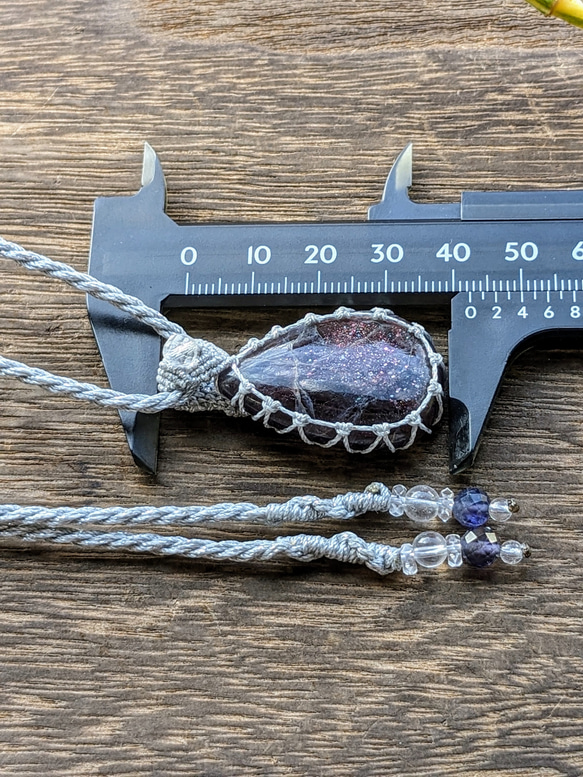 ☆High Quality Stone☆アイオライトサンストーン☆マクラメ編みネックレス・マクラメネックレス ネックレス・ペンダント ファミリア 通販 17279409｜Creema(クリーマ)