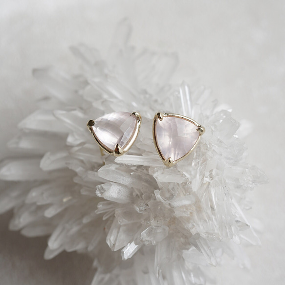 【一点物】ピンククォーツ ピアス sv925 14kgp 【892】 ピアス（スタッド・一粒） N.murata 通販｜Creema(クリーマ) 17294026