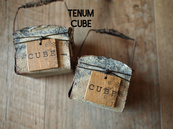 CUBE缶/tc143/ブリキワイヤーカゴ/リメイク鉢/リメ缶 一輪挿し・花瓶・花器 TENUM 通販 17310315｜Creema(クリーマ)