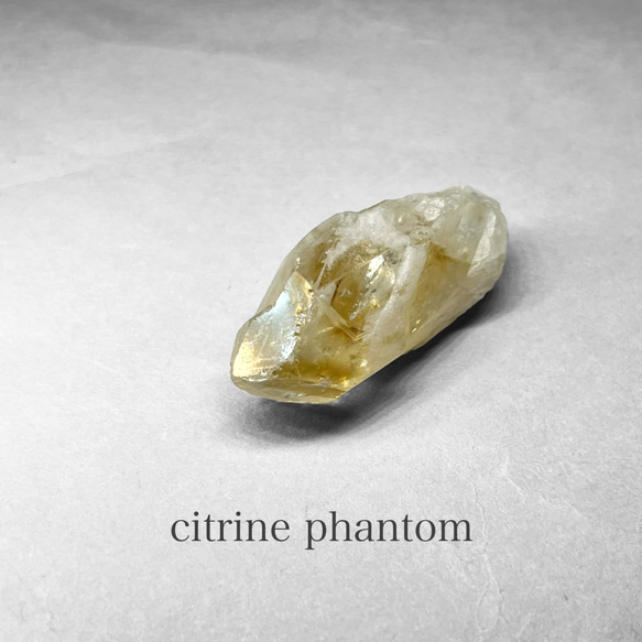 citrine phantom / シトリンファントム L ( レインボーあり ) 天然石 N.st 通販｜Creema(クリーマ)