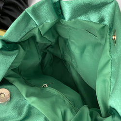 再販・サテンフリルバッグ・4col ハンドバッグ Ha-chi☆ 通販 17338851｜Creema(クリーマ)