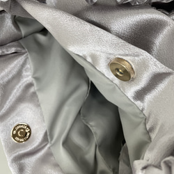 再販・サテンフリルバッグ・4col ハンドバッグ Ha-chi☆ 通販 17338851｜Creema(クリーマ)